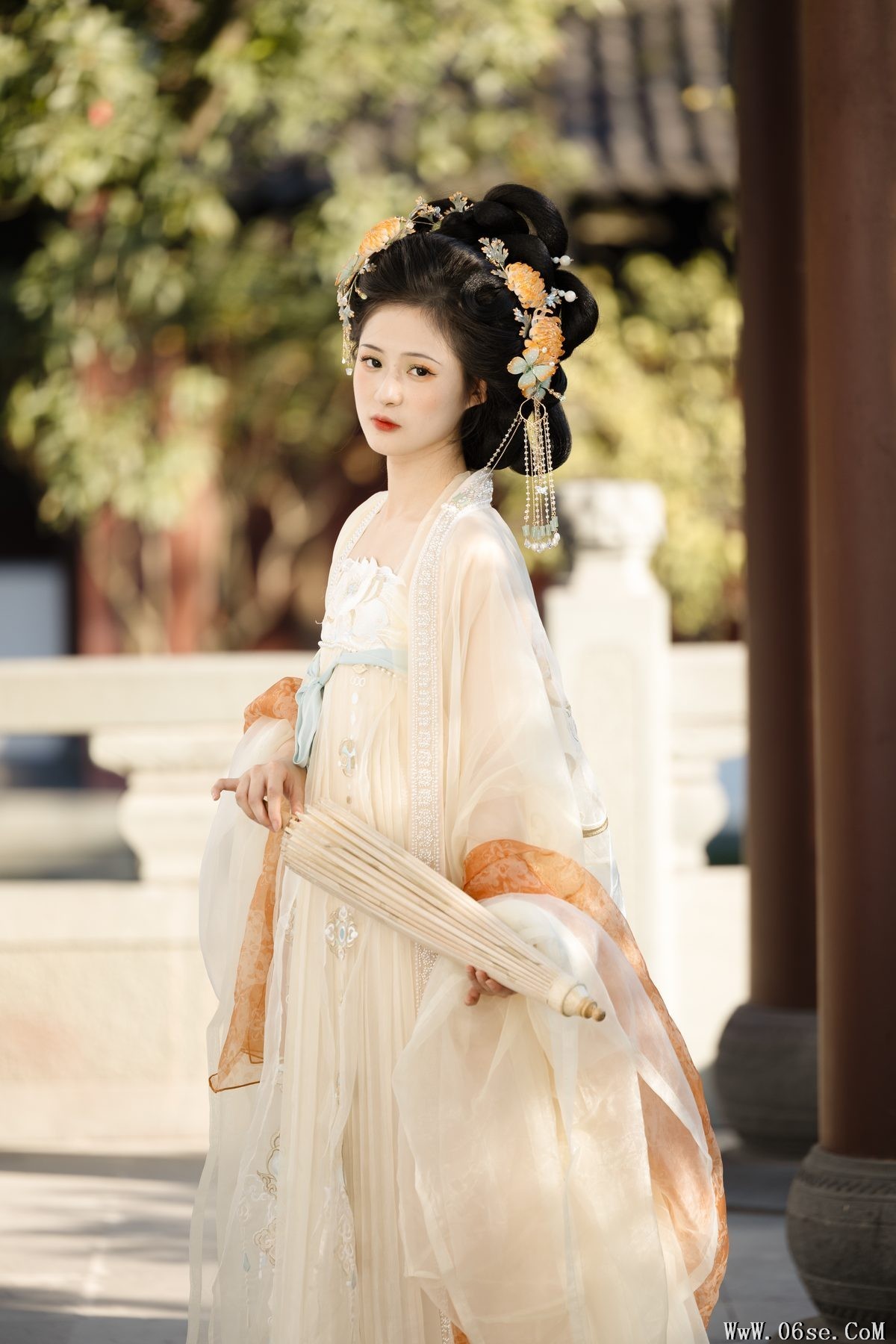 YiTuYu艺图语 Vol.6066 Yi Wan Da Yu Yuan[23P]-六色网